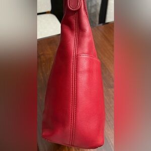 Coach | Bags | Coach Vintage Legacy Hobo Bag 20 9058 Red Glove Tanned ...